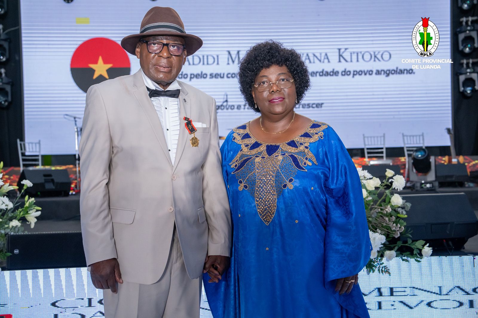 VICE-PRESIDENTE DO MPLA PRESTIGIA GALA DE HOMENAGEM AO MÚSICO E ...